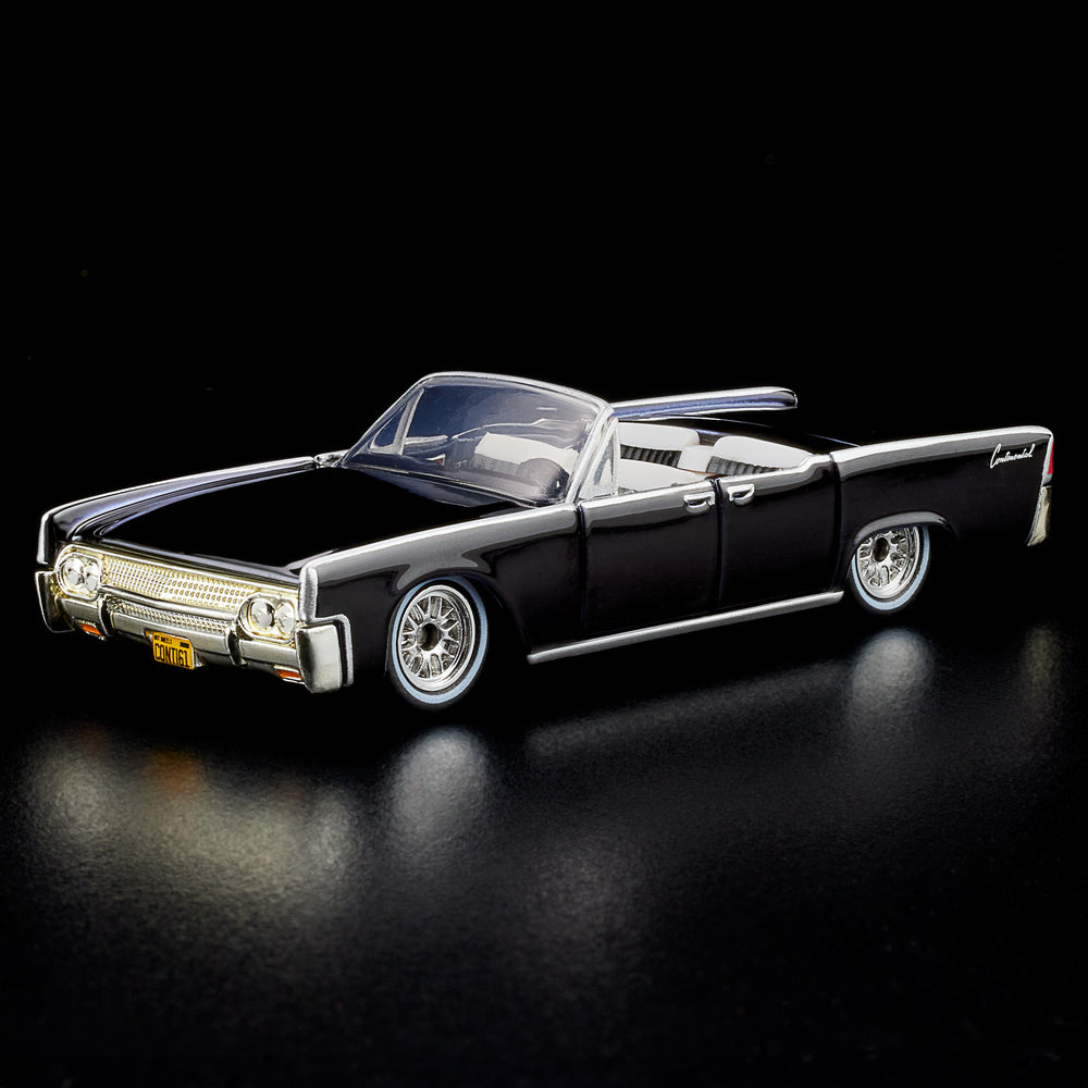 RLC Exclusive ’61 Lincoln Continental | Mattel Creations