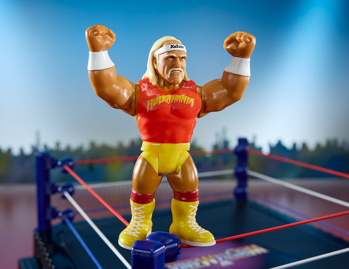 WWE Retro Action Figure 4-Pack Bundle & WrestleMania Retro Ring – Mattel Creations