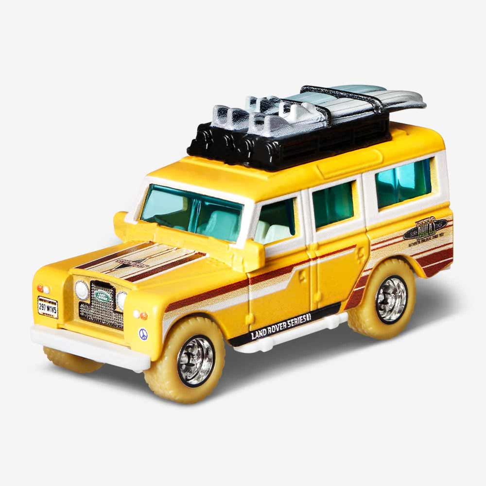 Matchbox ’65 Land Rover Gen II Safari – Mattel Creations
