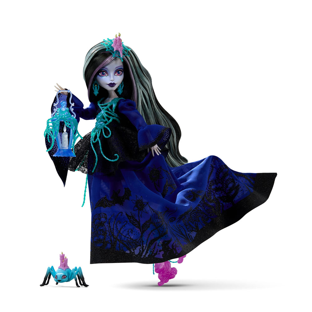 Monster High Lenore Loomington Doll | Mattel Creations