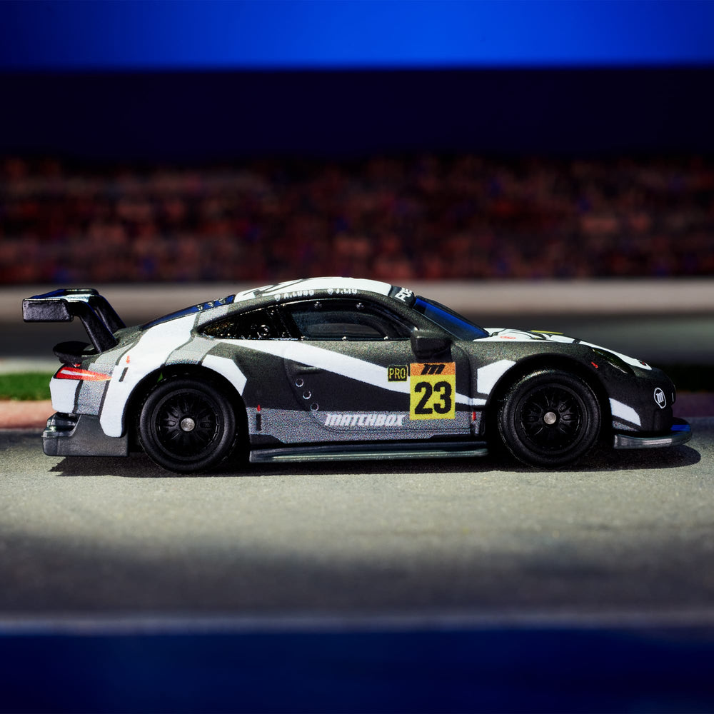 Matchbox Porsche 911 RSR – Mattel Creations