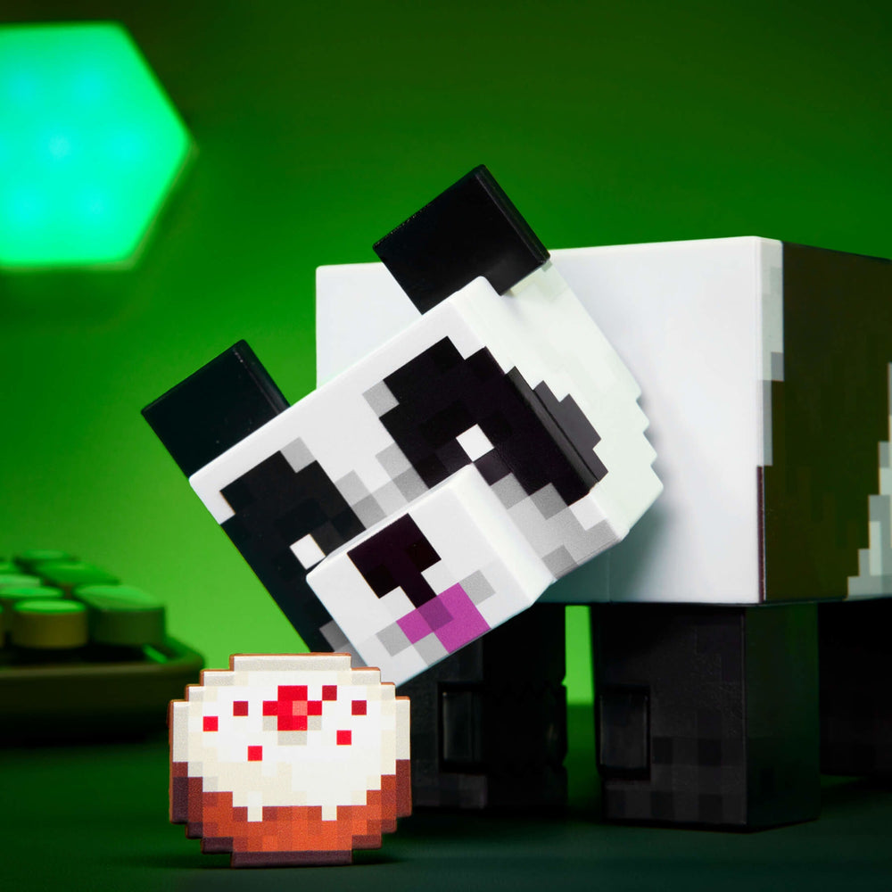 Minecraft Diamond Level Panda Figure – Mattel Creations