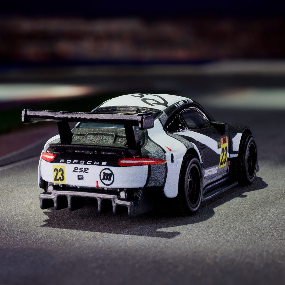 Matchbox Porsche 911 RSR – Mattel Creations