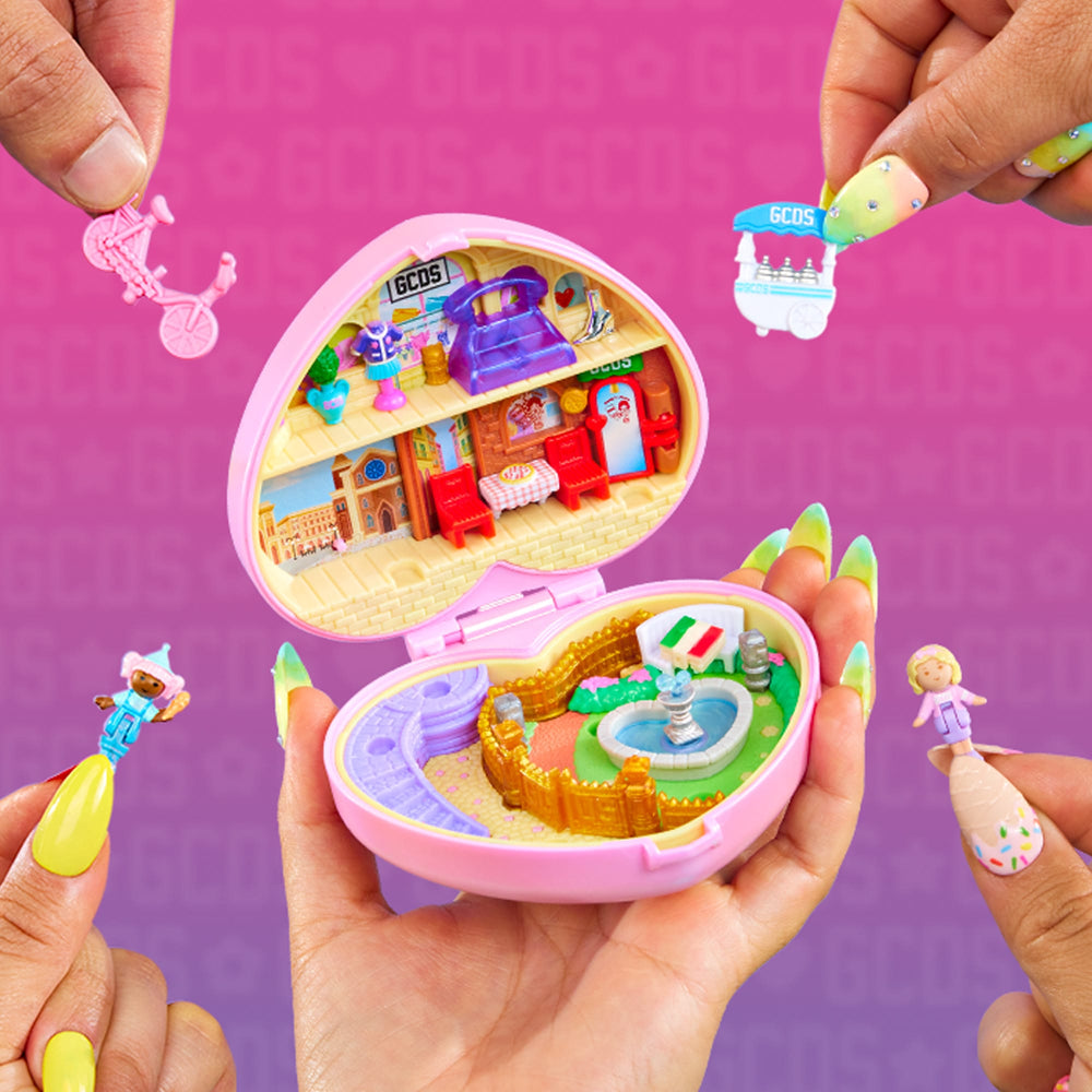 Polly Pocket x GCDS Compact | Mattel Creations