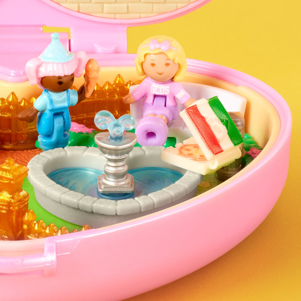 Polly Pocket x GCDS Compact | Mattel Creations