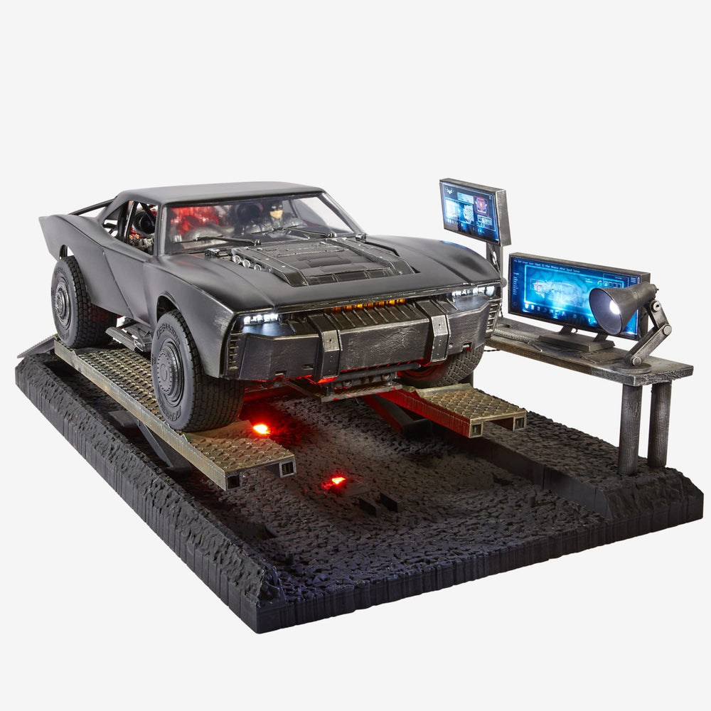 The BATMAN The Ultimate Batmobile – Mattel Creations