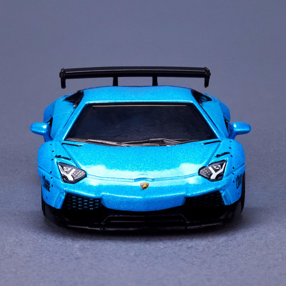 Elite 64 Series LBWK Lamborghini Aventador LP 700-4 – Mattel Creations