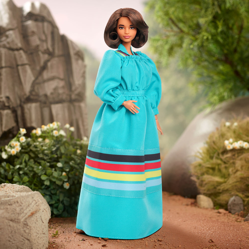 Barbie Inspiring Women Principal Chief Wilma Mankiller Doll – Mattel ...